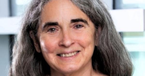 Kovacs receives Legacy Award from Society for Leukocyte Biology | CU ...
